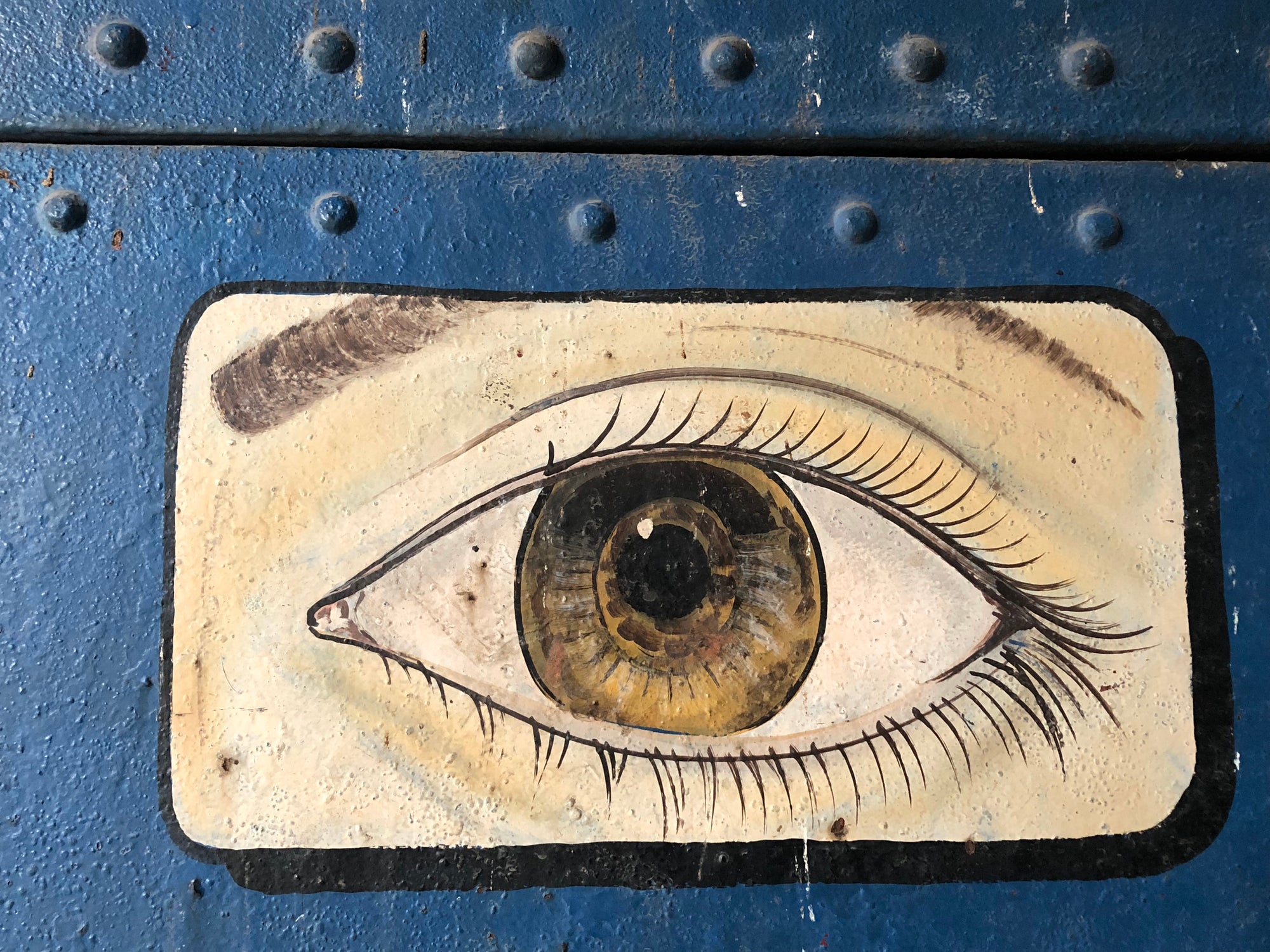 Sadak: Hand Painted Street Signs in India by Aradhana Seth – ARTISANS'